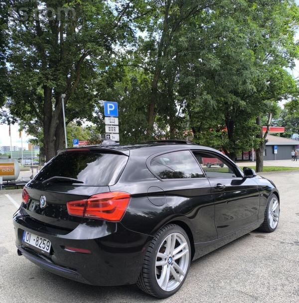 Melns BMW 116 2015 Rīga, ar dzinēja tilpumu 1.60 L un nobraukumu 268 tūkst. km par 7500 €, foto 4 vietnē AUTOMOTO.COM.LV
