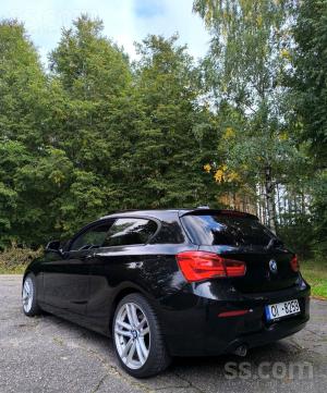 Melns BMW 116 2015 Rīga, ar dzinēja tilpumu 1.50 L un nobraukumu 270 tūkst. km par 7500 €, foto 4 vietnē AUTOMOTO.COM.LV