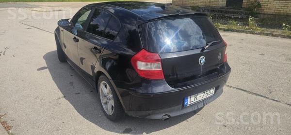 Melns BMW 116 2004 Jēkabpils, ar dzinēja tilpumu 1.60 L un nobraukumu 281 tūkst. km par 1650 €, foto 4 vietnē AUTOMOTO.COM.LV