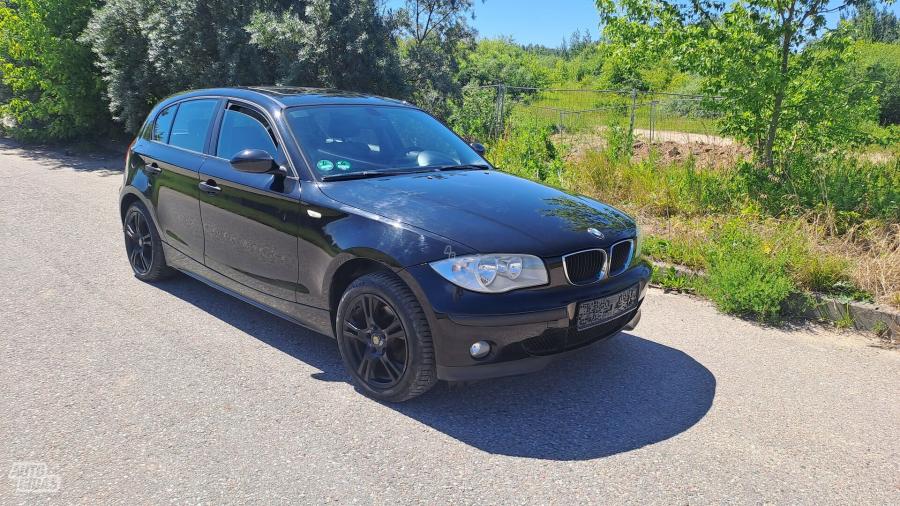 Black BMW 116 2005 in Vilnius, with an engine capacity of 1.60 L and mileage of 215 thousand km for 1550 €, photo 5 on AUTOMOTO.COM.LV