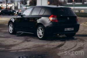 Black BMW 116 2005 in Riga, with an engine capacity of 1.60 L and mileage of 140 thousand km for 2390 €, photo 6 on AUTOMOTO.COM.LV