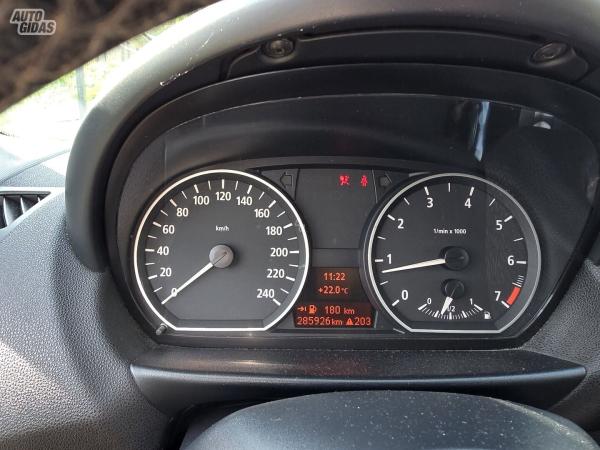 Melns BMW 116 2005 Elektrėnai, ar dzinēja tilpumu 1.60 L un nobraukumu 288 tūkst. km par 1300 €, foto 10 vietnē AUTOMOTO.COM.LV