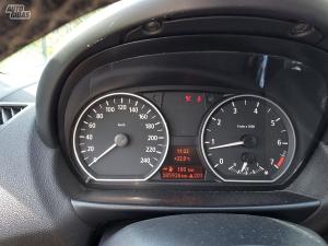 Melns BMW 116 2005 Elektrėnai, ar dzinēja tilpumu 1.60 L un nobraukumu 288 tūkst. km par 1300 €, foto 10 vietnē AUTOMOTO.COM.LV