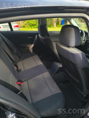 Melns BMW 116 2005 Jelgava, ar dzinēja tilpumu 1.60 L un nobraukumu 221 tūkst. km par 2100 €, foto 8 vietnē AUTOMOTO.COM.LV