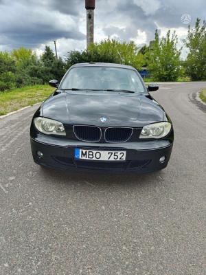 Melns BMW 116 2005 Kuršėnai, ar dzinēja tilpumu 1.60 L un nobraukumu 245 tūkst. km par 1250 €, foto  vietnē AUTOMOTO.COM.LV