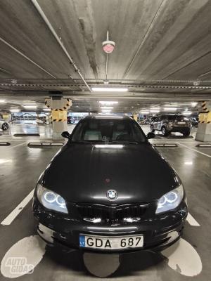 Melns BMW 116 2005 Kauņa, ar dzinēja tilpumu 1.60 L un nobraukumu 230 tūkst. km par 2600 €, foto 4 vietnē AUTOMOTO.COM.LV