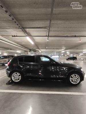 Melns BMW 116 2005 Kauņa, ar dzinēja tilpumu 1.60 L un nobraukumu 230 tūkst. km par 2600 €, foto 9 vietnē AUTOMOTO.COM.LV