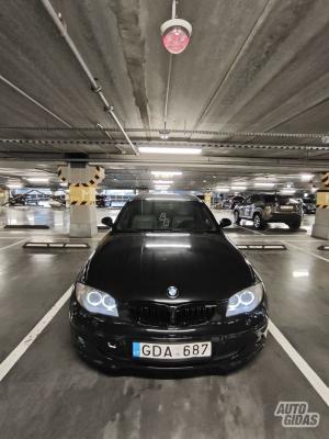 Melns BMW 116 2005 Kauņa, ar dzinēja tilpumu 1.60 L un nobraukumu 230 tūkst. km par 2600 €, foto 14 vietnē AUTOMOTO.COM.LV
