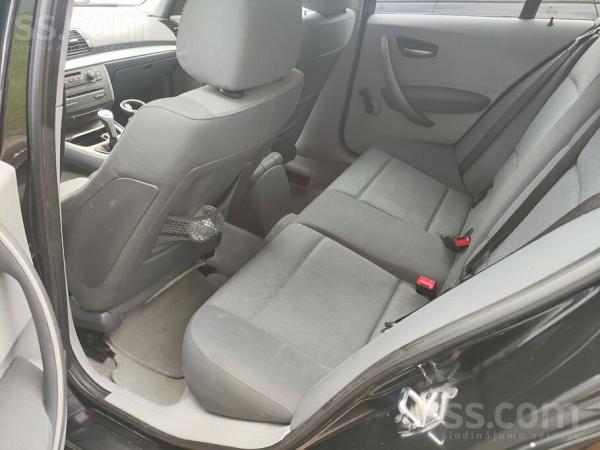 Melns BMW 116 2005 Rīga, ar dzinēja tilpumu 1.60 L un nobraukumu 233 tūkst. km par 1990 €, foto 7 vietnē AUTOMOTO.COM.LV