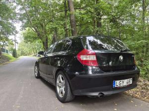 Black BMW 116 2005 in Kaunas, with an engine capacity of 1.60 L and mileage of 329 thousand km for 1815 €, photo 5 on AUTOMOTO.COM.LV
