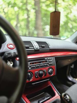 Black BMW 116 2005 in Kaunas, with an engine capacity of 1.60 L and mileage of 329 thousand km for 1815 €, photo 8 on AUTOMOTO.COM.LV