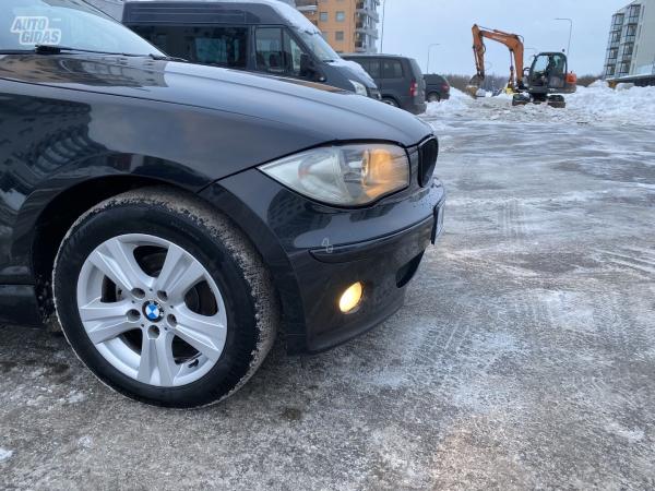 Melns BMW 116 2006 Klaipėda, ar dzinēja tilpumu 1.60 L un nobraukumu 288 tūkst. km par 3299 €, foto 7 vietnē AUTOMOTO.COM.LV