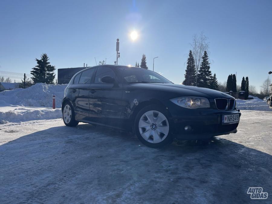 Melns BMW 116 2006 Kauņa, ar dzinēja tilpumu 1.60 L un nobraukumu 250 tūkst. km par 2000 €, foto 4 vietnē AUTOMOTO.COM.LV