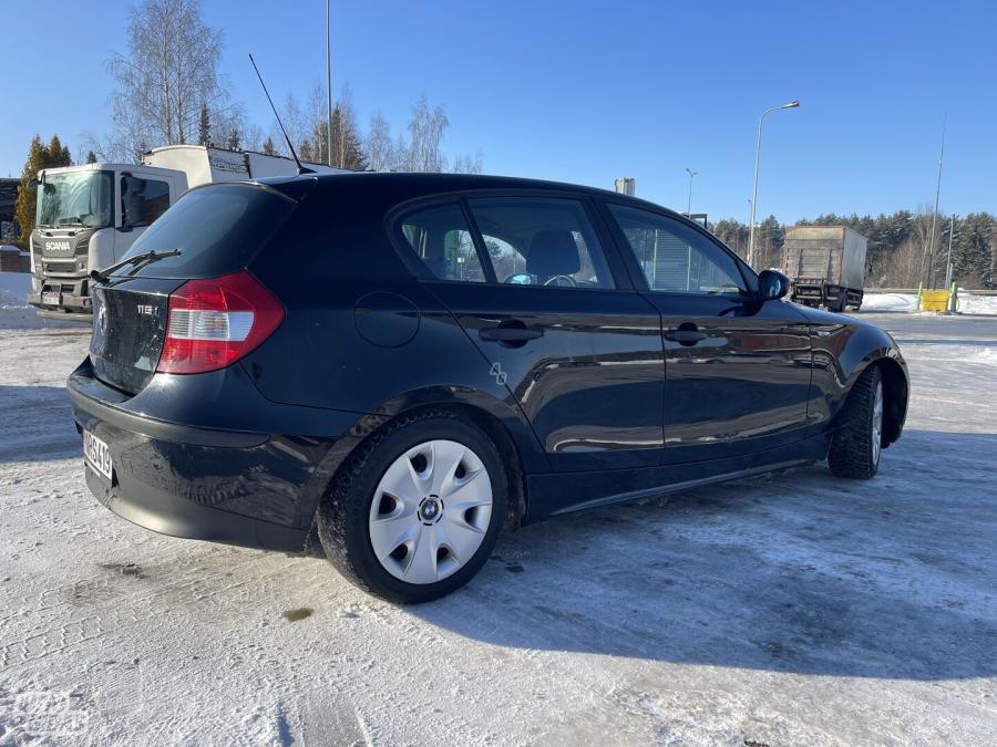 Melns BMW 116 2006 Kauņa, ar dzinēja tilpumu 1.60 L un nobraukumu 250 tūkst. km par 2000 €, foto 5 vietnē AUTOMOTO.COM.LV