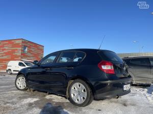Melns BMW 116 2006 Kauņa, ar dzinēja tilpumu 1.60 L un nobraukumu 250 tūkst. km par 2000 €, foto 6 vietnē AUTOMOTO.COM.LV
