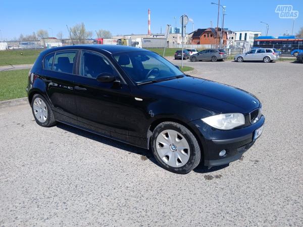 Melns BMW 116 2006 Klaipėda, ar dzinēja tilpumu 1.60 L un nobraukumu 187 tūkst. km par 2000 €, foto 8 vietnē AUTOMOTO.COM.LV