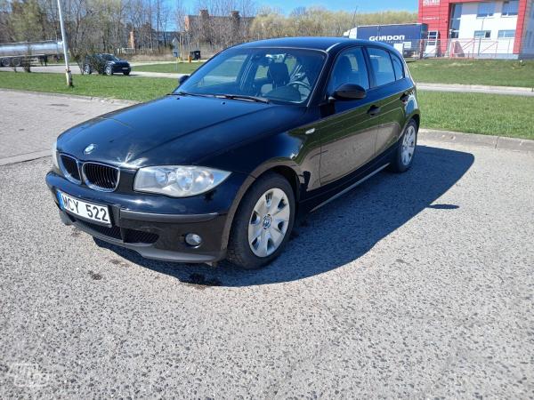 Black BMW 116 2006 in Klaipeda, with an engine capacity of 1.60 L and mileage of 187 thousand km for 2000 €, photo 2 on AUTOMOTO.COM.LV