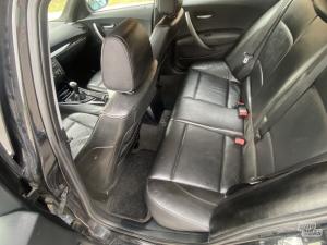 Black BMW 116 2006 in Klaipeda, with an engine capacity of 1.60 L and mileage of 289 thousand km for 3399 €, photo 11 on AUTOMOTO.COM.LV