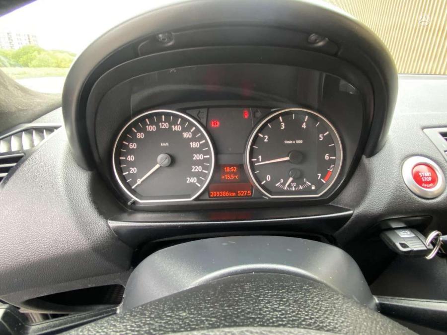 Черный БМВ 116 2006 в Клайпеда, объемом двигателя 1.60 л и пробегом 289 тыс. км за 2350 €, фото 10 на AUTOMOTO.COM.LV