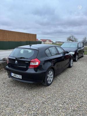 Black BMW 116 2007 in Siauliai, with an engine capacity of 1.60 L and mileage of 378 thousand km for 2900 €, photo 6 on AUTOMOTO.COM.LV