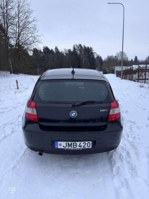 Black BMW 116 2007 in Siauliai, with an engine capacity of 1.60 L and mileage of 378 thousand km for 2900 €, photo 11 on AUTOMOTO.COM.LV