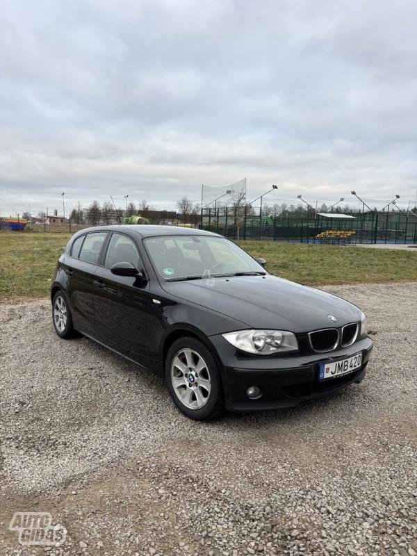 Black BMW 116 2007 in Siauliai, with an engine capacity of 1.60 L and mileage of 378 thousand km for 2900 €, photo 1 on AUTOMOTO.COM.LV