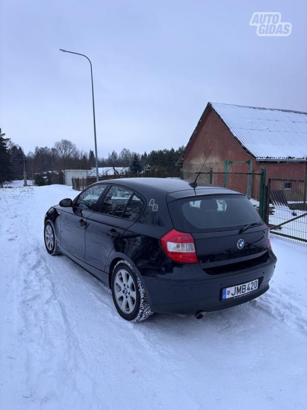 Black BMW 116 2007 in Siauliai, with an engine capacity of 1.60 L and mileage of 378 thousand km for 2900 €, photo 8 on AUTOMOTO.COM.LV