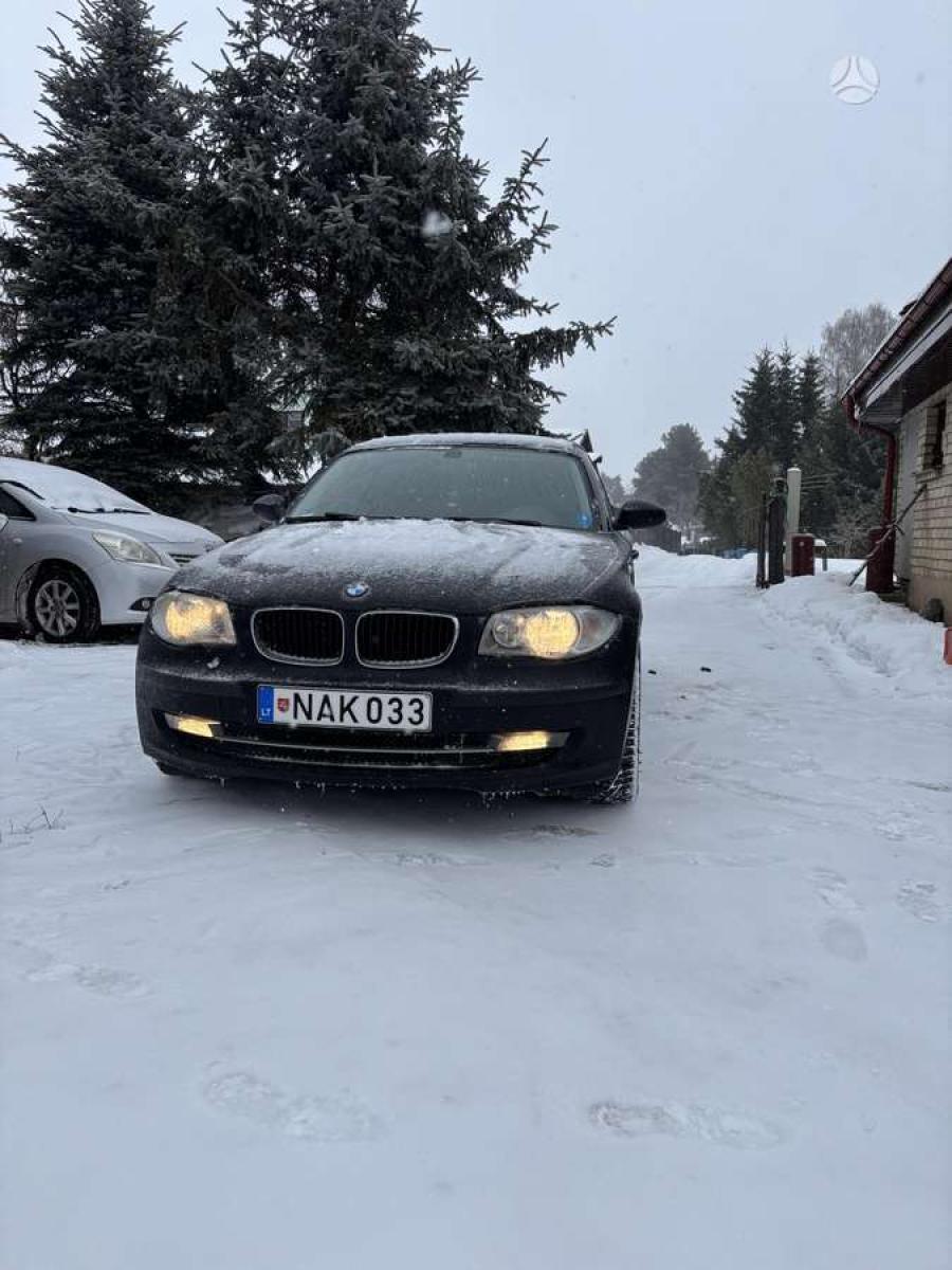 Black BMW 116 2007 in Kaunas, with an engine capacity of 1.60 L and mileage of 227 thousand km for 2100 €, photo 6 on AUTOMOTO.COM.LV