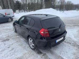 Melns BMW 116 2007 Kauņa, ar dzinēja tilpumu 1.60 L un nobraukumu 246 tūkst. km par 2150 €, foto 4 vietnē AUTOMOTO.COM.LV