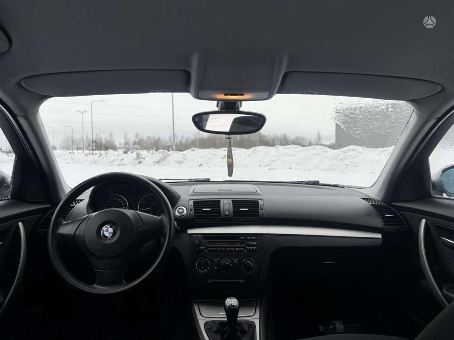 Melns BMW 116 2007 Kauņa, ar dzinēja tilpumu 1.60 L un nobraukumu 246 tūkst. km par 2150 €, foto 6 vietnē AUTOMOTO.COM.LV