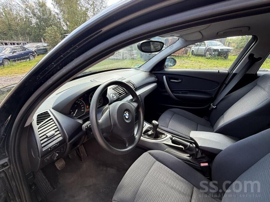 Melns BMW 116 2007 Ludza, ar dzinēja tilpumu 1.60 L un nobraukumu 210 tūkst. km par 3350 €, foto 14 vietnē AUTOMOTO.COM.LV