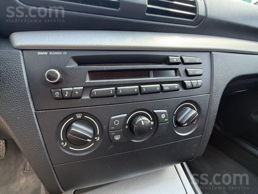 Melns BMW 116 2007 Ludza, ar dzinēja tilpumu 1.60 L un nobraukumu 210 tūkst. km par 3350 €, foto 16 vietnē AUTOMOTO.COM.LV