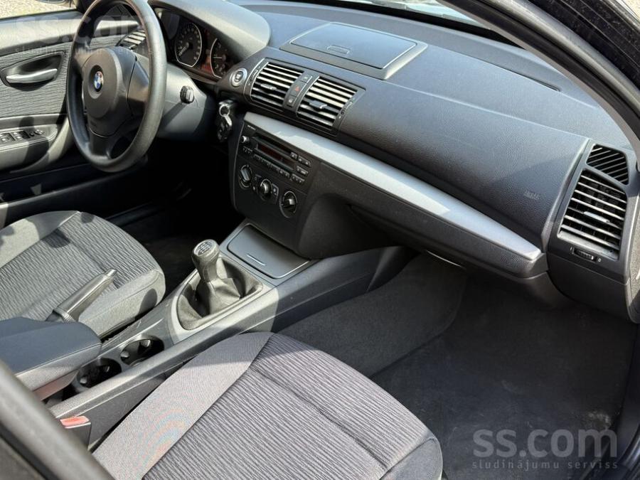 Melns BMW 116 2007 Ludza, ar dzinēja tilpumu 1.60 L un nobraukumu 210 tūkst. km par 3350 €, foto 19 vietnē AUTOMOTO.COM.LV