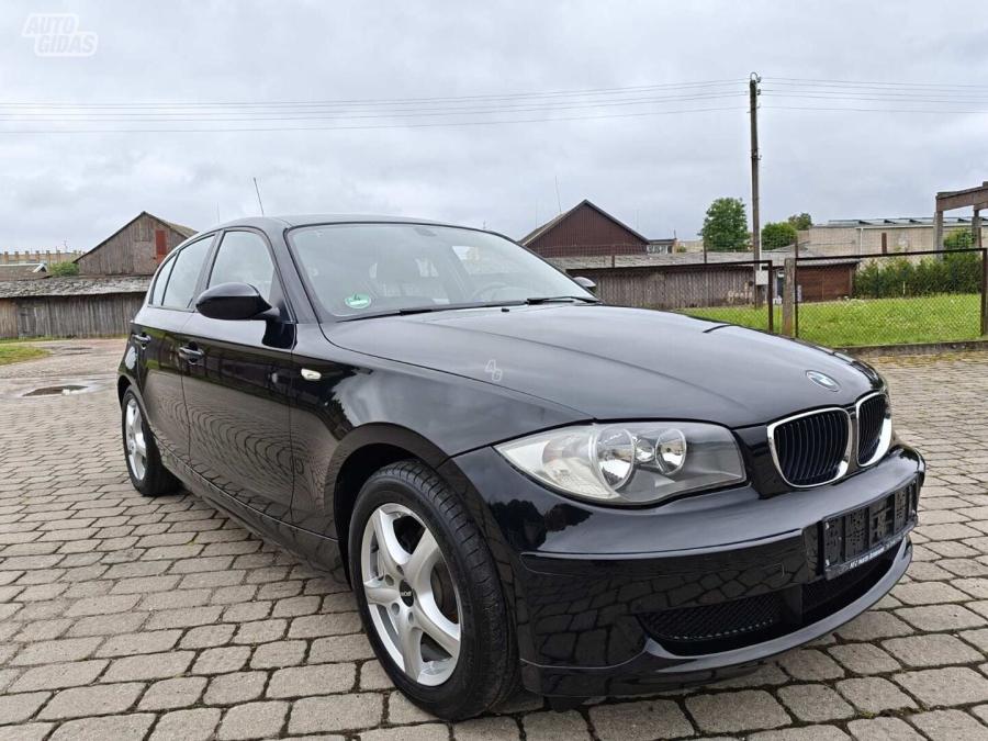 Black BMW 116 2007 in Marijampole, with an engine capacity of 1.60 L and mileage of 215 thousand km for 2650 €, photo 3 on AUTOMOTO.COM.LV