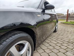 Black BMW 116 2007 in Marijampole, with an engine capacity of 1.60 L and mileage of 215 thousand km for 2650 €, photo 12 on AUTOMOTO.COM.LV