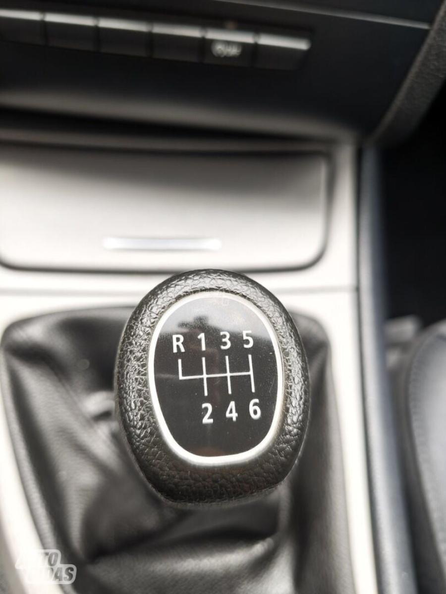 Black BMW 116 2007 in Marijampole, with an engine capacity of 1.60 L and mileage of 215 thousand km for 2650 €, photo 22 on AUTOMOTO.COM.LV