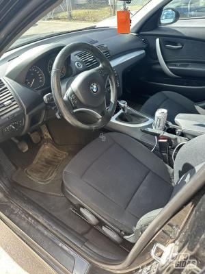 Melns BMW 116 2007 Mažeikiai, ar dzinēja tilpumu 1.60 L un nobraukumu 288 tūkst. km par 1700 €, foto 4 vietnē AUTOMOTO.COM.LV