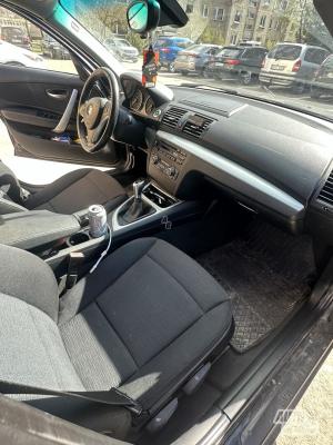 Melns BMW 116 2007 Mažeikiai, ar dzinēja tilpumu 1.60 L un nobraukumu 288 tūkst. km par 1700 €, foto 6 vietnē AUTOMOTO.COM.LV