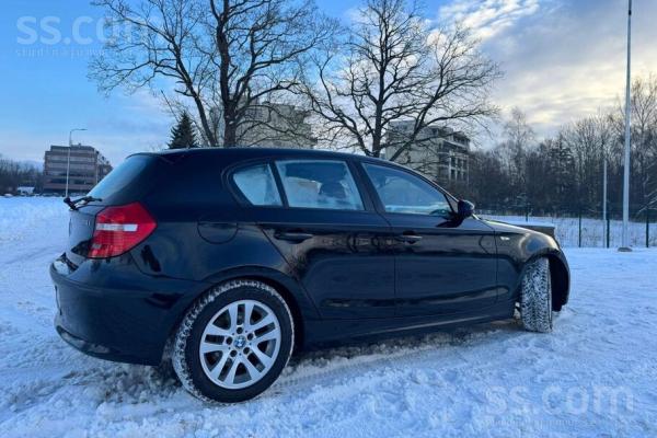 Melns BMW 116 2008 Rīga, ar dzinēja tilpumu 1.60 L un nobraukumu 300 tūkst. km par 3550 €, foto 6 vietnē AUTOMOTO.COM.LV
