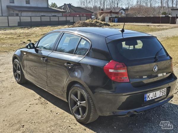 Black BMW 116 2008 in Siauliai, with an engine capacity of 1.60 L and mileage of 217 thousand km for 1550 €, photo 4 on AUTOMOTO.COM.LV