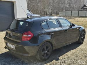 Black BMW 116 2008 in Siauliai, with an engine capacity of 1.60 L and mileage of 217 thousand km for 1550 €, photo 6 on AUTOMOTO.COM.LV