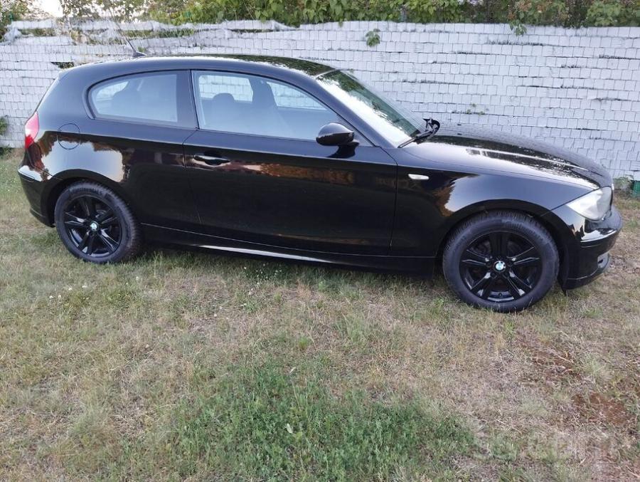 Melns BMW 116 2008 Bauska, ar dzinēja tilpumu 1.60 L un nobraukumu 235 tūkst. km par 3150 €, foto 5 vietnē AUTOMOTO.COM.LV