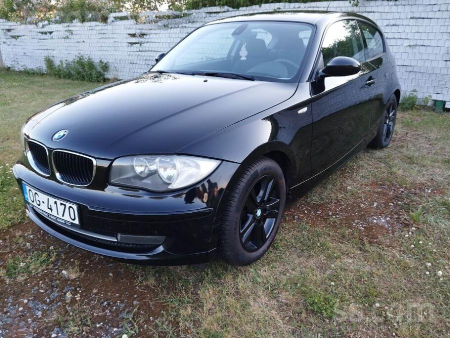 Melns BMW 116 2008 Bauska, ar dzinēja tilpumu 1.60 L un nobraukumu 235 tūkst. km par 3150 €, foto 8 vietnē AUTOMOTO.COM.LV