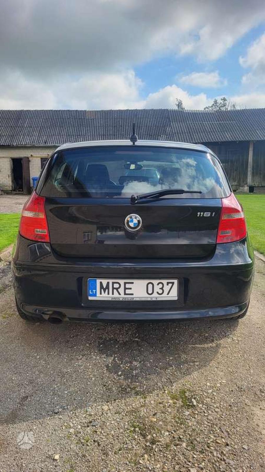 Melns BMW 116 2008 Marijampole, ar dzinēja tilpumu 1.60 L un nobraukumu 166 tūkst. km par 3900 €, foto 9 vietnē AUTOMOTO.COM.LV