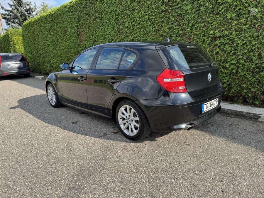 Melns BMW 116 2008 Marijampole, ar dzinēja tilpumu 1.60 L un nobraukumu 230 tūkst. km par 2100 €, foto 6 vietnē AUTOMOTO.COM.LV