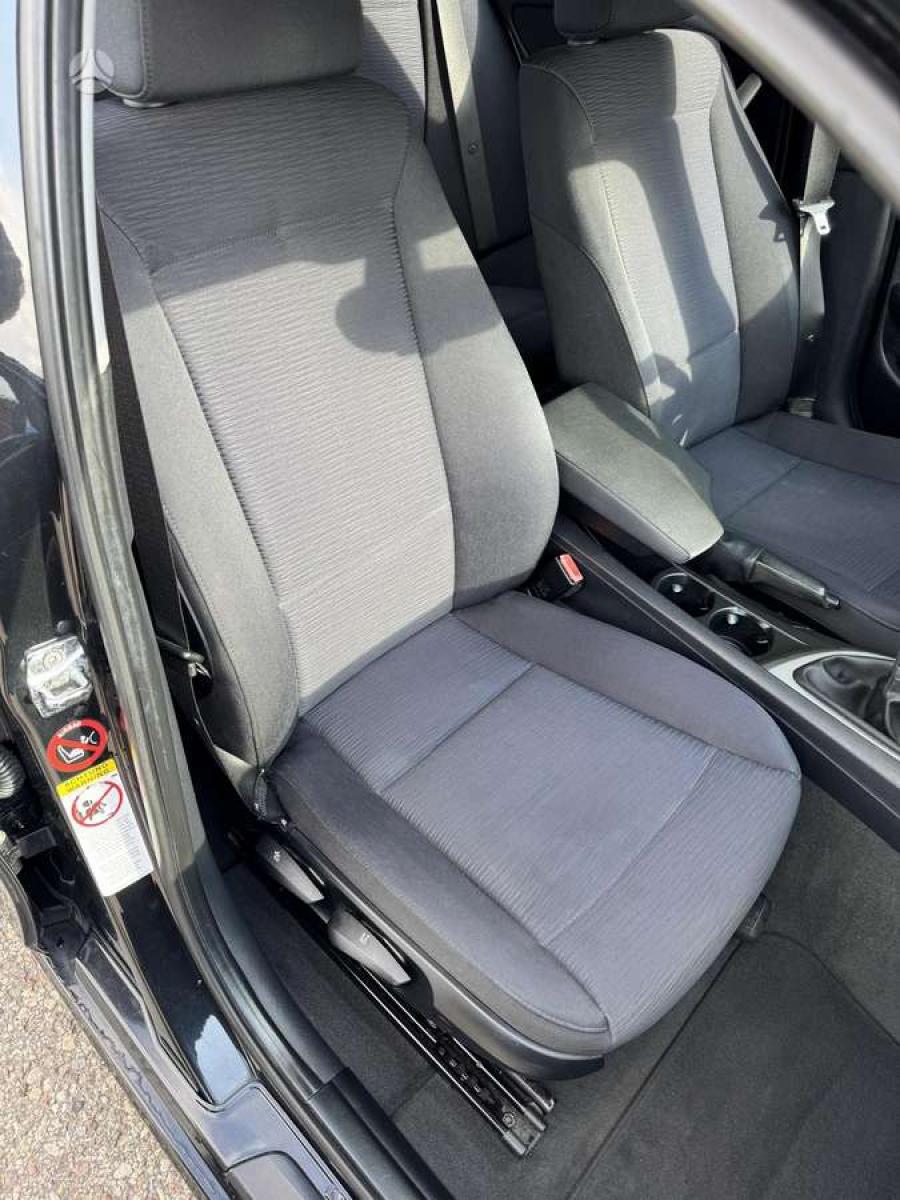 Melns BMW 116 2008 Marijampole, ar dzinēja tilpumu 1.60 L un nobraukumu 230 tūkst. km par 2100 €, foto 13 vietnē AUTOMOTO.COM.LV