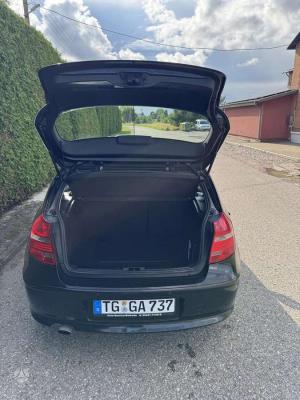 Melns BMW 116 2008 Marijampole, ar dzinēja tilpumu 1.60 L un nobraukumu 230 tūkst. km par 2100 €, foto 19 vietnē AUTOMOTO.COM.LV