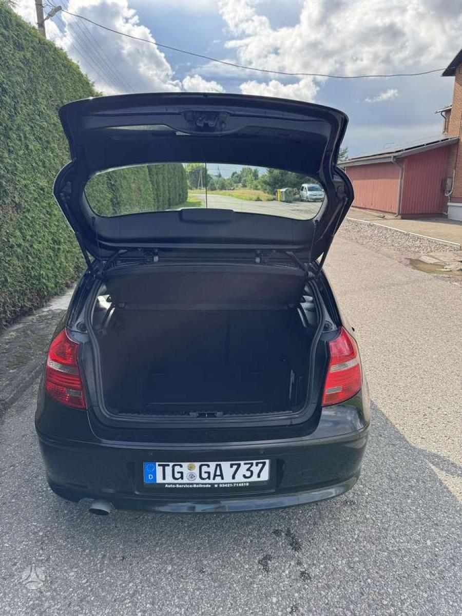 Melns BMW 116 2008 Marijampole, ar dzinēja tilpumu 1.60 L un nobraukumu 230 tūkst. km par 2100 €, foto 19 vietnē AUTOMOTO.COM.LV