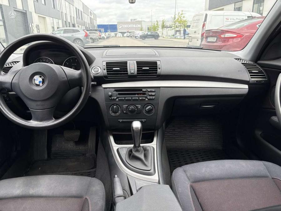 Melns BMW 116 2008 Viļņa, ar dzinēja tilpumu 1.60 L un nobraukumu 123 tūkst. km par 1900 €, foto 12 vietnē AUTOMOTO.COM.LV