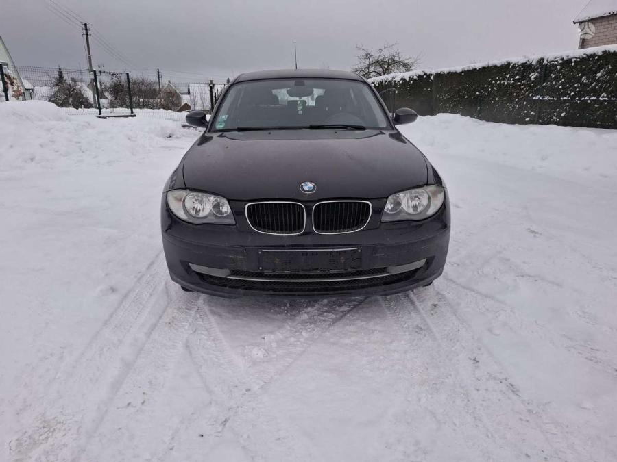 Melns BMW 116 2009 Rokiškis, ar dzinēja tilpumu 1.60 L un nobraukumu 230 tūkst. km par 1900 €, foto 1 vietnē AUTOMOTO.COM.LV